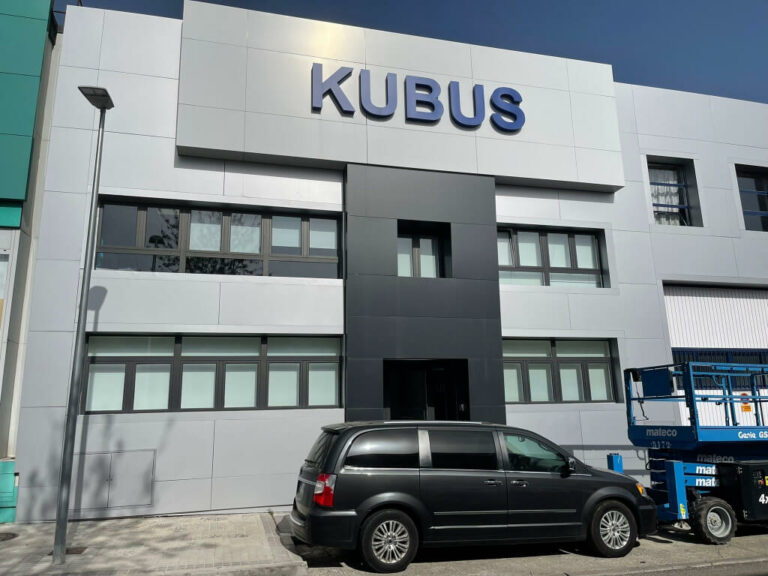 Diseño de rótulos: Claves para destacar y atraer la atención - PROJECTSIGN